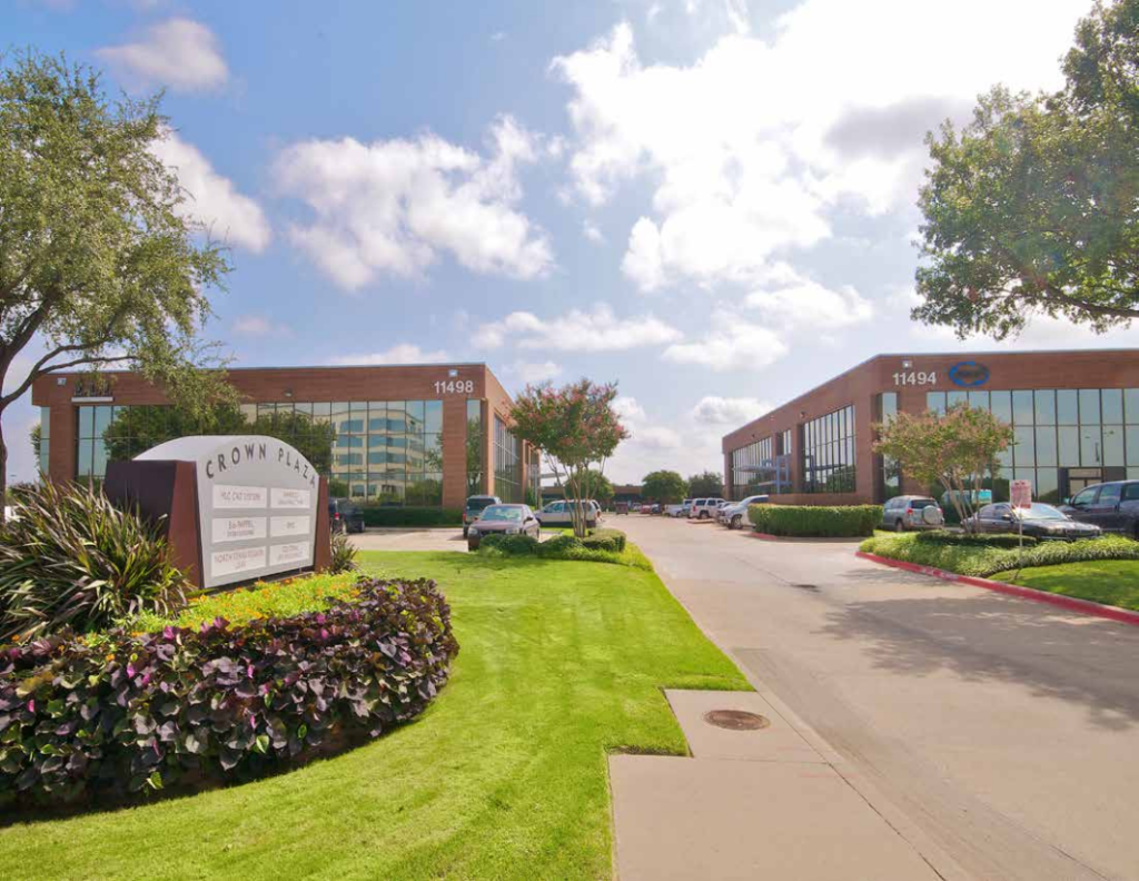 Crown Plaza Financial Investments | Larson