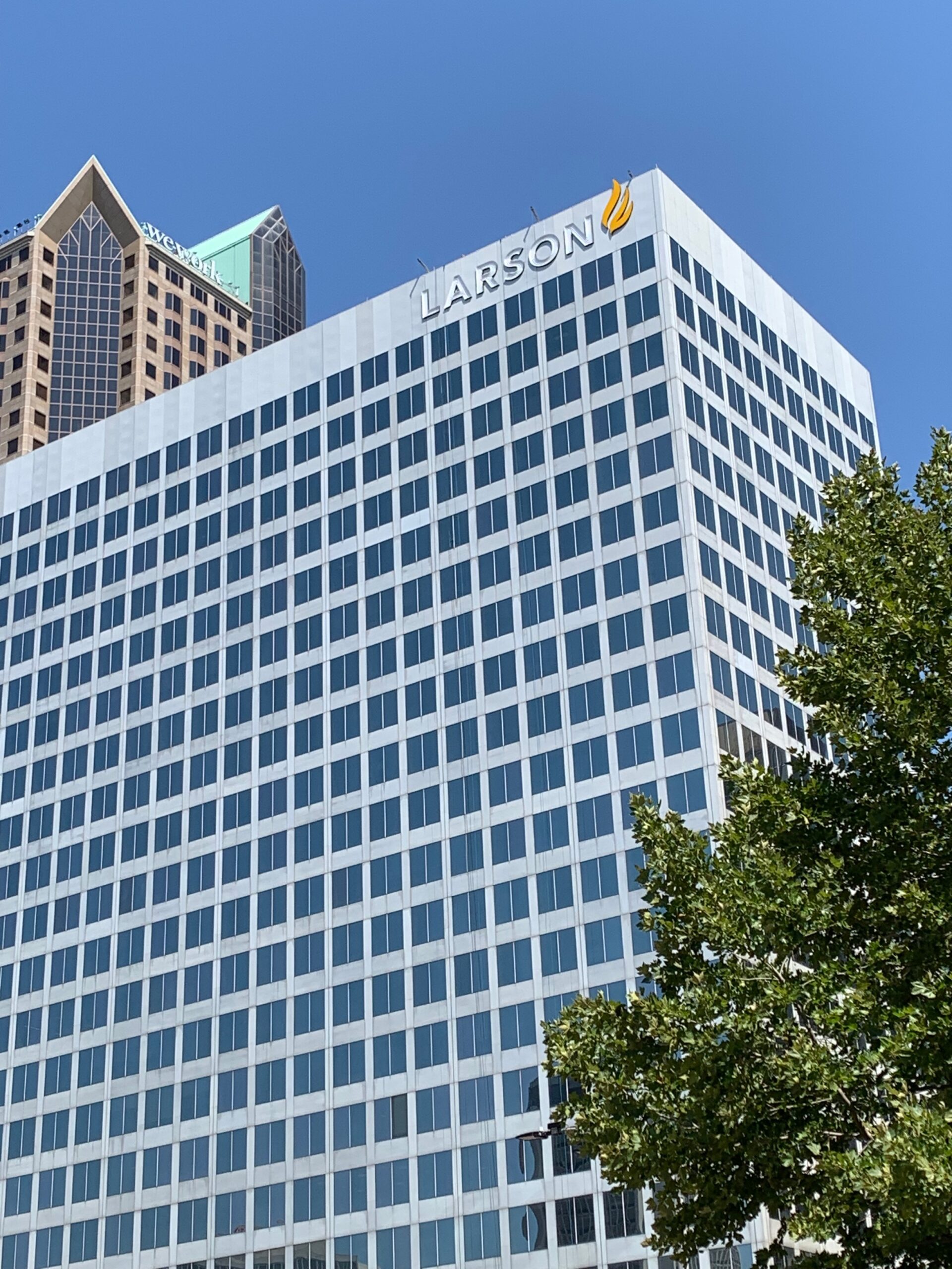 Broadway Tower Financial Investments | Larson